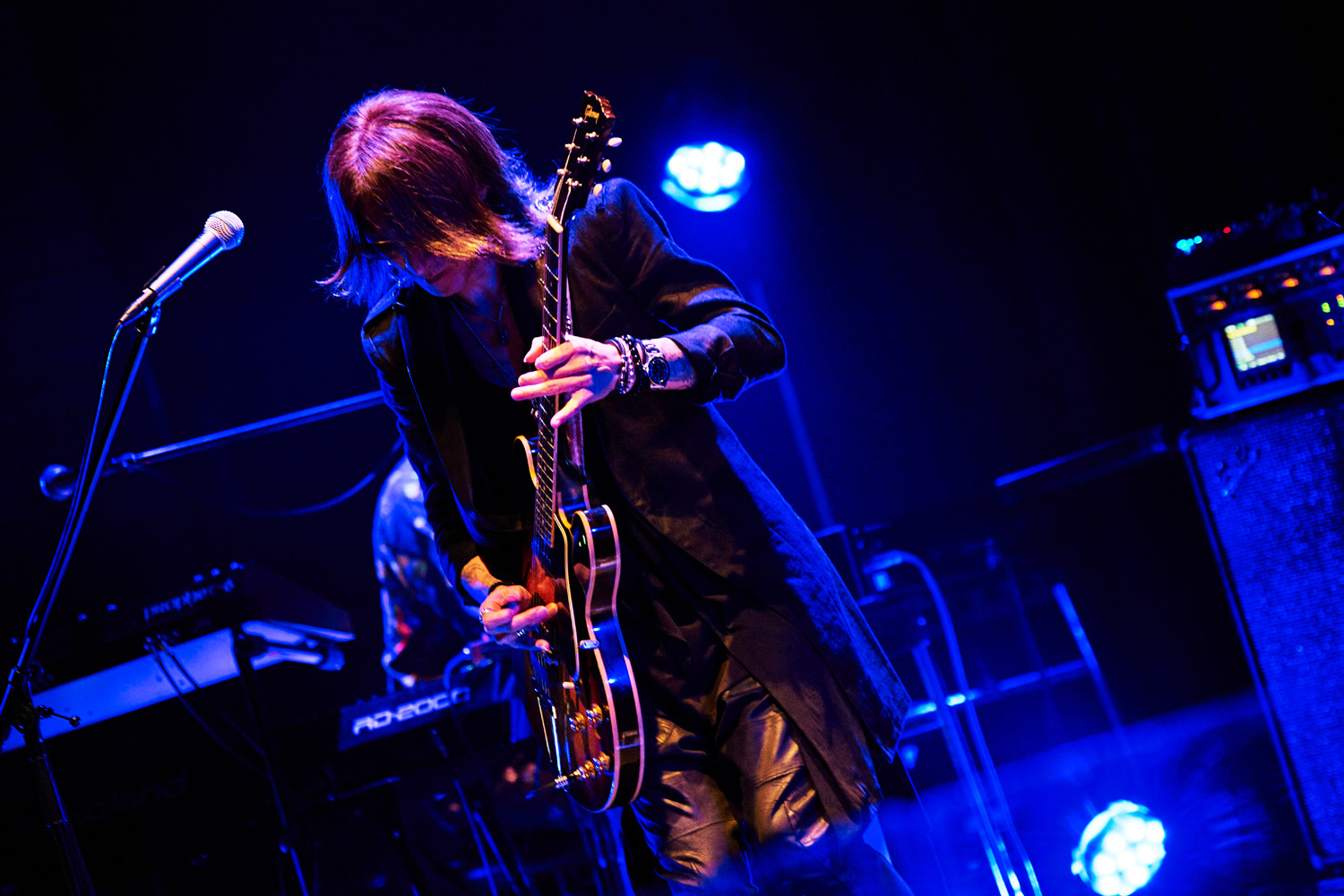 【SUGIZO機材紹介】2022.10.18＠Billboard Live TOKYO「SHAG Billboard Live TOKYO」ライブレポート | ウェブマガジン 『STAGE』